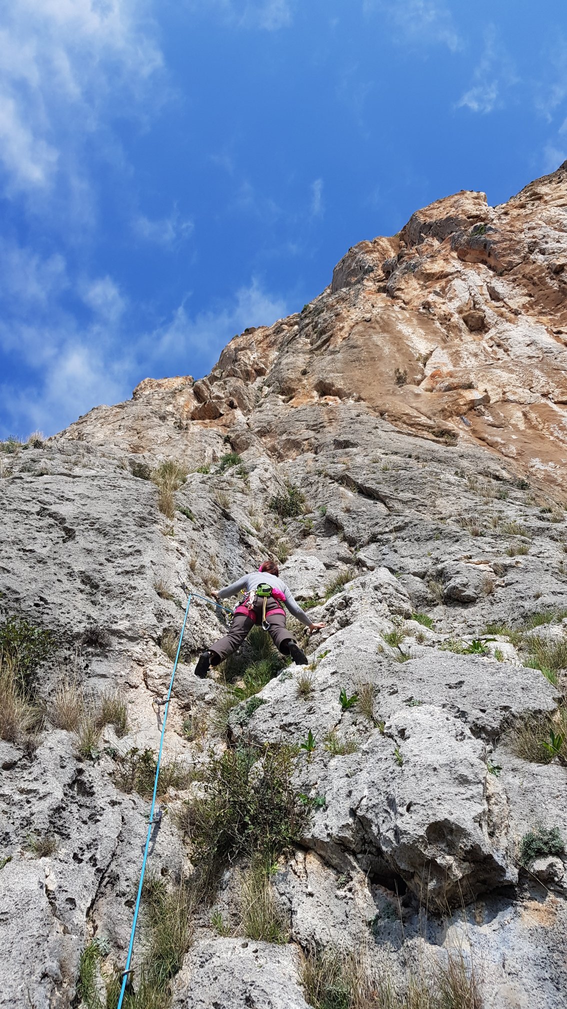 Zobolo multi-pitch adventuring | RockAroundTheWorld
