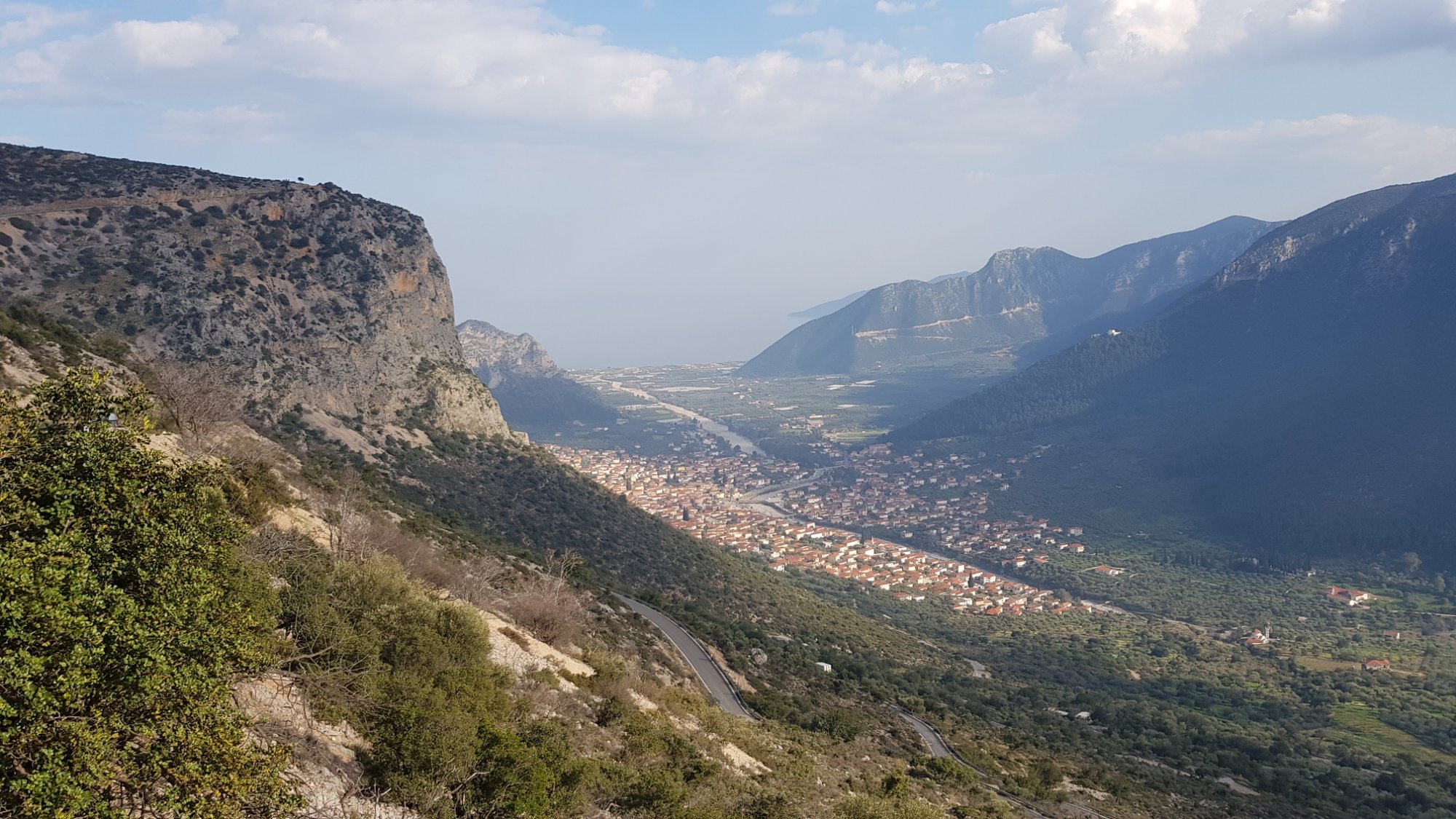 Leonidio – Twin Caves | RockAroundTheWorld