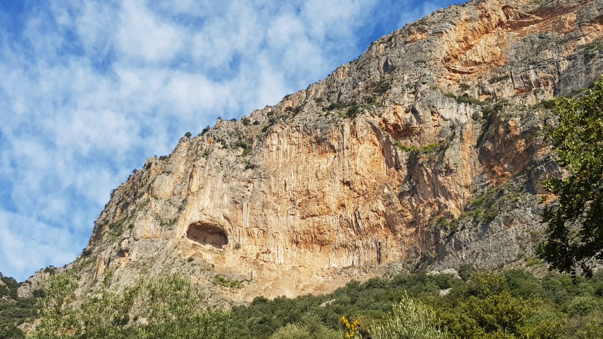 Leonidio – Cave of Panagia and a (not) multi-pitch adventure ...