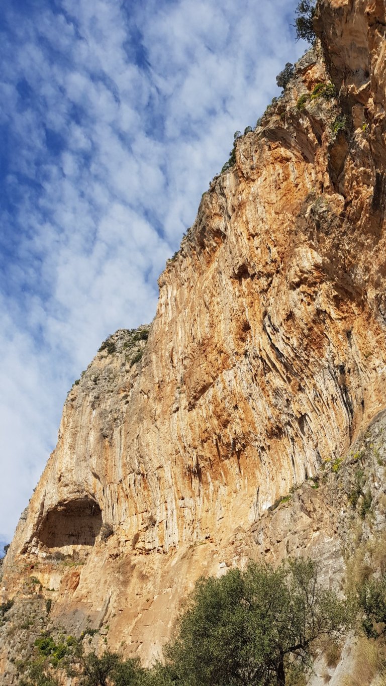 Leonidio – Cave of Panagia and a (not) multi-pitch adventure ...