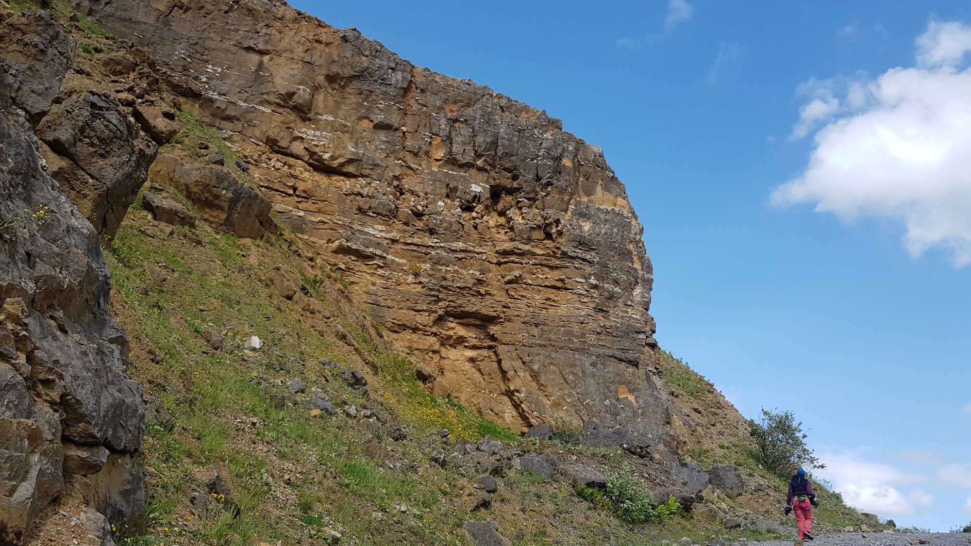 Moss Rake – a better class of hole in the ground! | RockAroundTheWorld