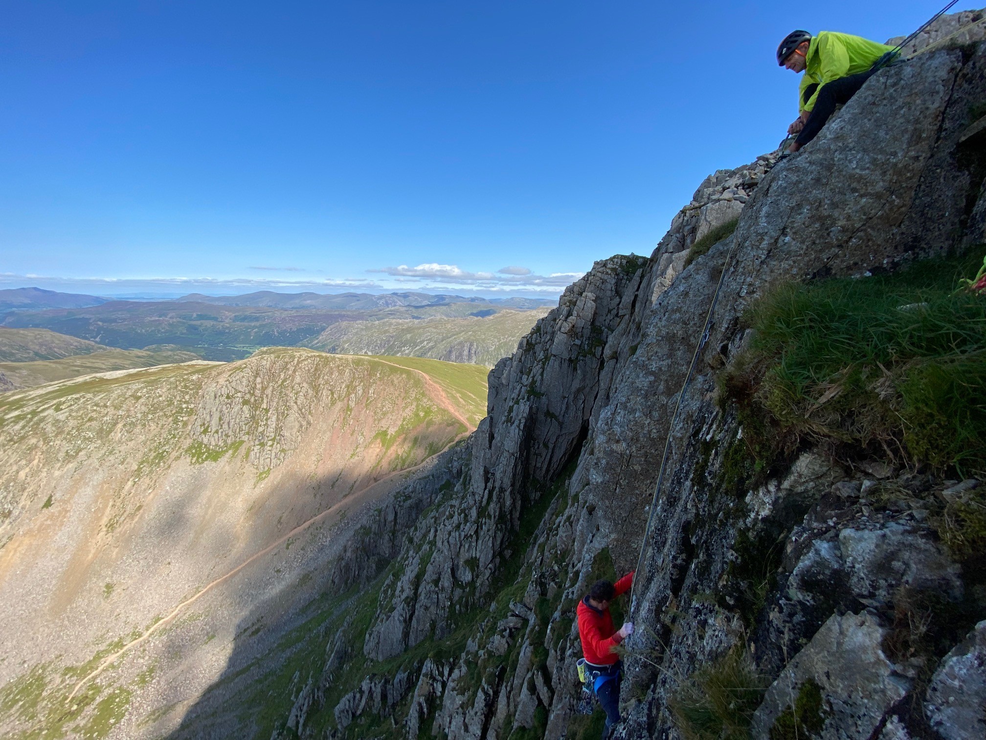 Engineer’s Slabs, Gable and a long overdue encounter | RockAroundTheWorld